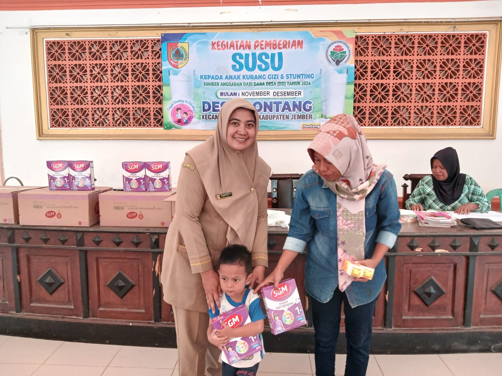“Program Pemberi Susu dan Vitamin...
