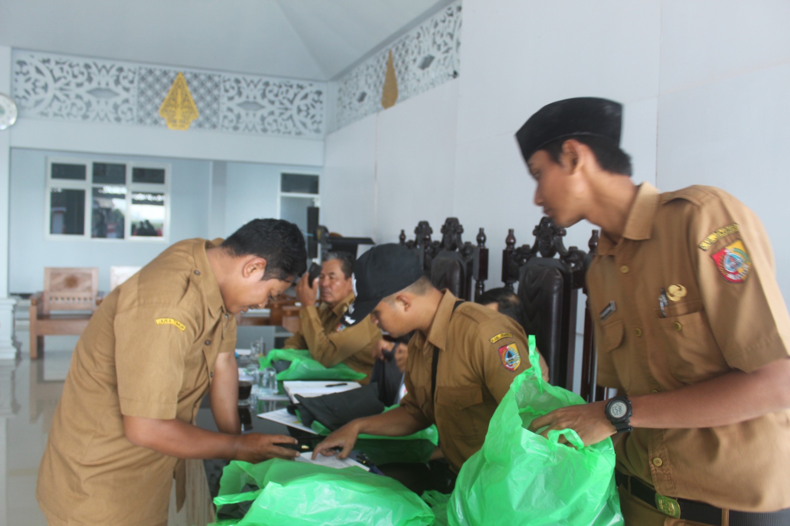 PENINGKATAN KAPASITAS PERANGKAT DES...